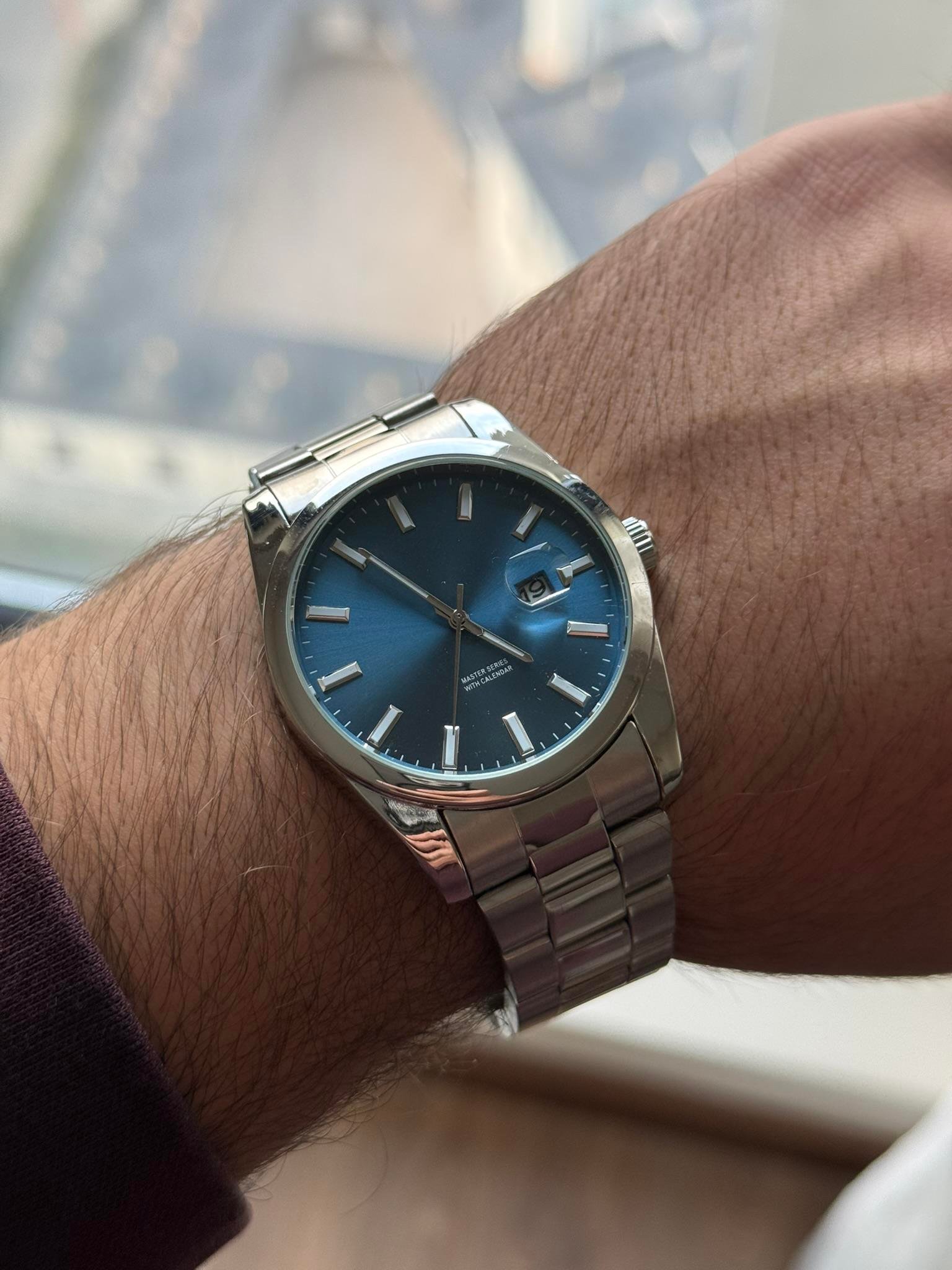 Cityne Muadil Model Takvimli Erkek Kol Saati Gümüş (Lacivert Kadran)