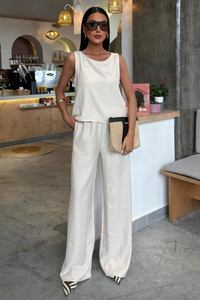 Comfortable Lace Backless Suit 10165