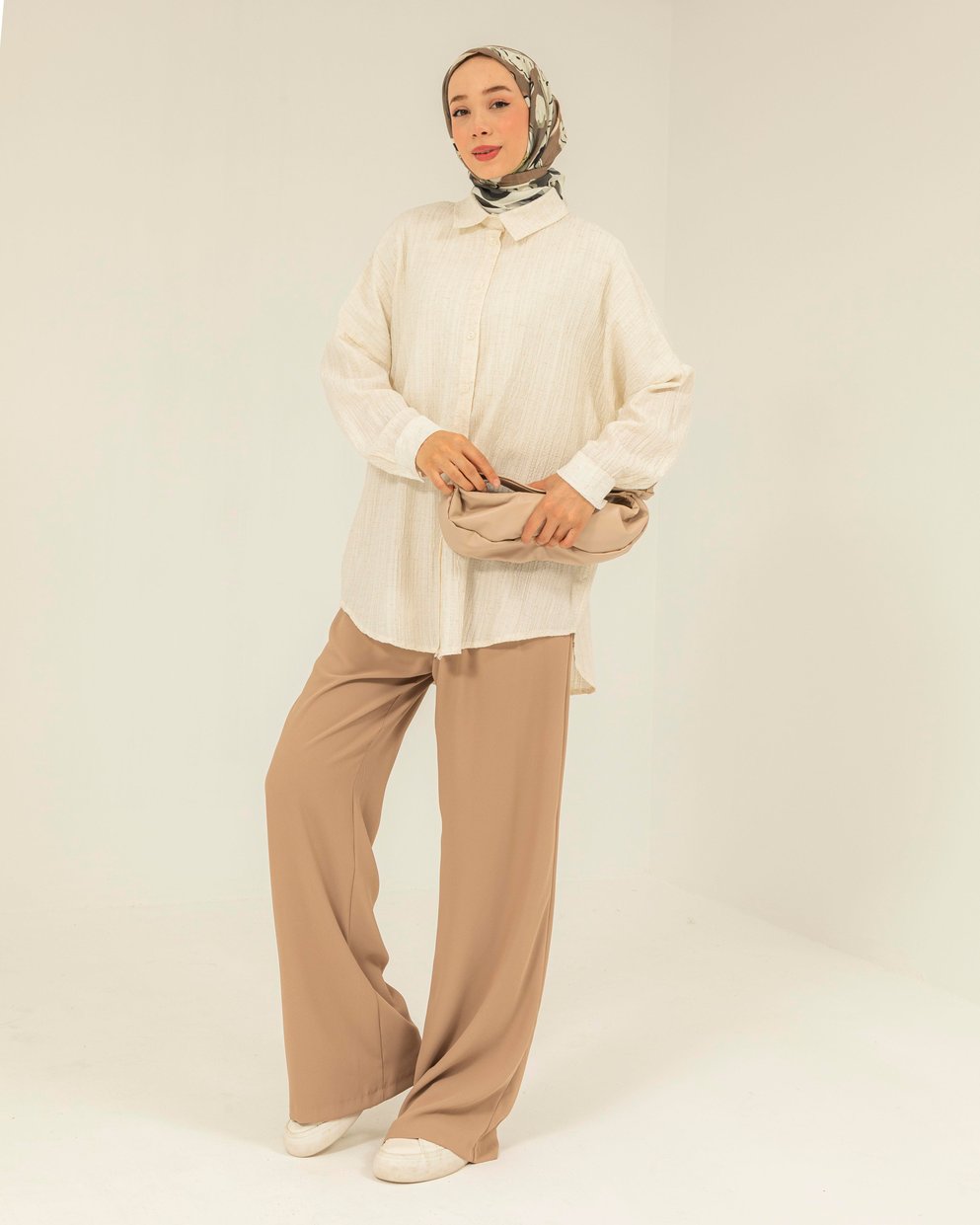 Oversize Ekru Rengi Keten Gömlek